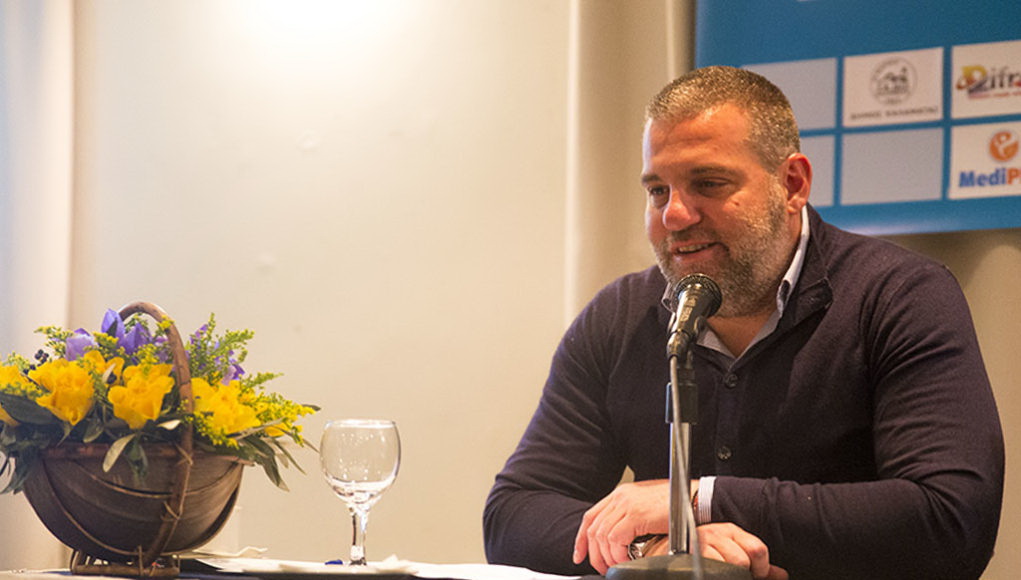 Δ.Σ. Καλαμάτας: Ερωτήσεις Λαζαρίδη για τα πλατάνια και προβλήματα στις ...