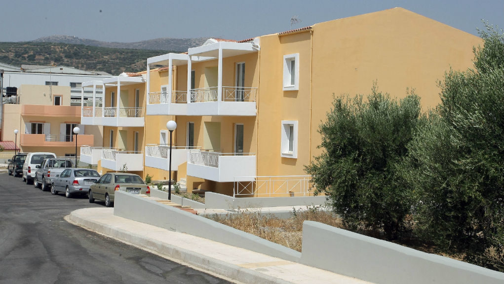Μέσω ΟΑΕΔ δωρεάν σπίτια για πολίτες με οικονομικά και κοινωνικά ...