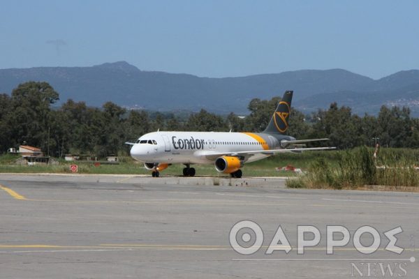 Έφτασαν οι πρώτοι τουρίστες στο αεροδρόμιο της Καλαμάτας - ΕΦΗΜΕΡΙΔΑ ΘΑΡΡΟΣ