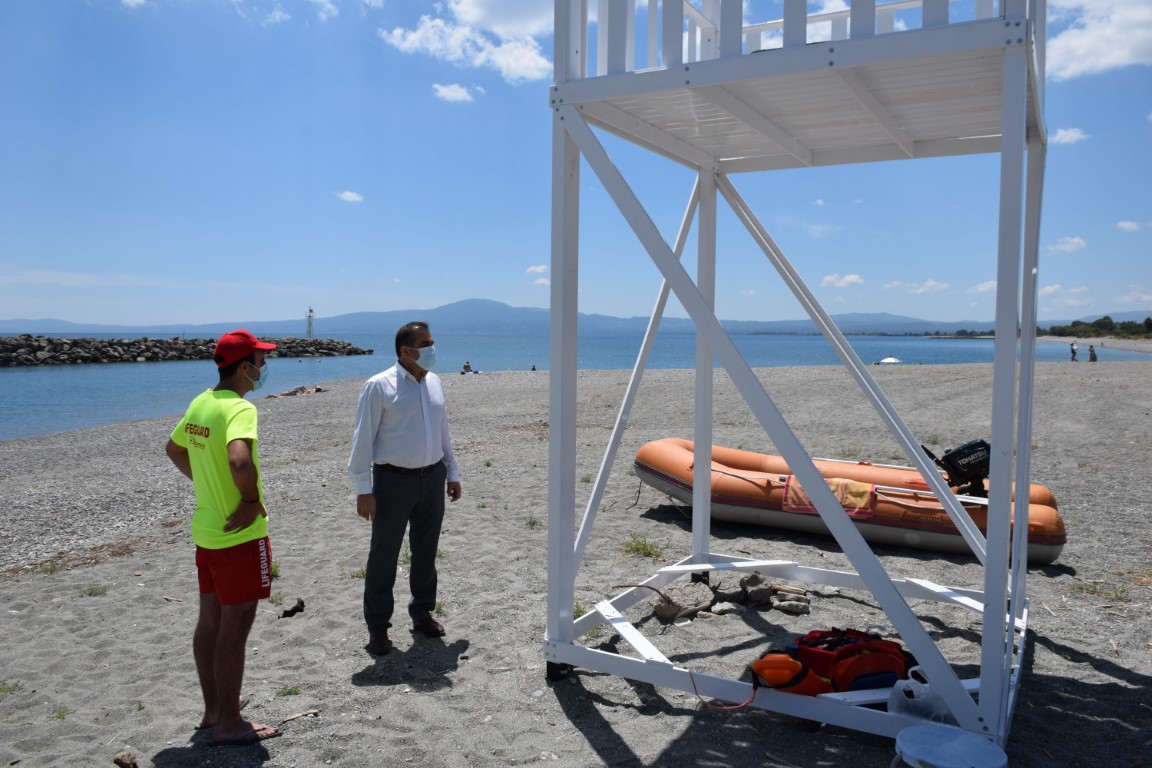 Πληρέστερη φέτος η ναυαγοσωστική κάλυψη στις παραλίες της Καλαμάτας ...
