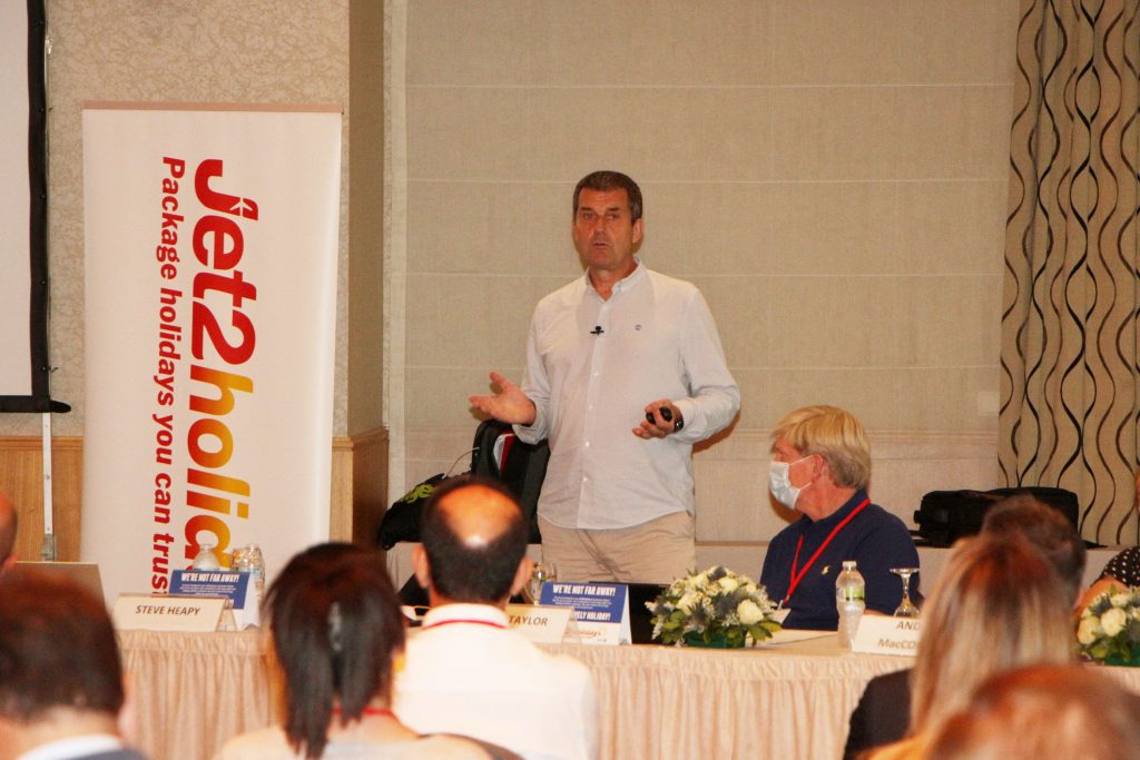 Με 5 πτήσεις την εβδομάδα από το 2022 η JET2holidays στην Καλαμάτα ...