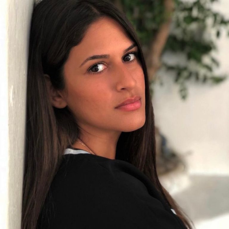 Ταβέρνα Μαυρίκη: Η Έλενα που έχει πεισμώσει και έχει αποφασίσει να ...