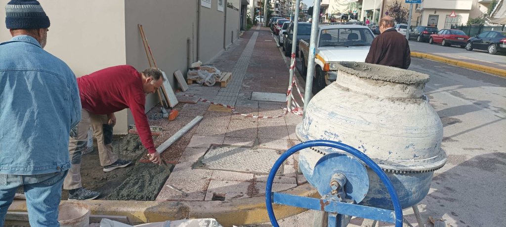 Εργασίες βελτίωσης πεζοδρομίων σε γειτονιές και κεντρικά σημεία της ...