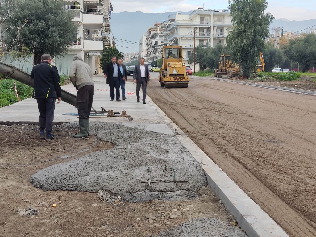 Ολοκληρώνονται οι εργασίες για τη διάνοιξη της Ψαρών - ΕΦΗΜΕΡΙΔΑ ΘΑΡΡΟΣ