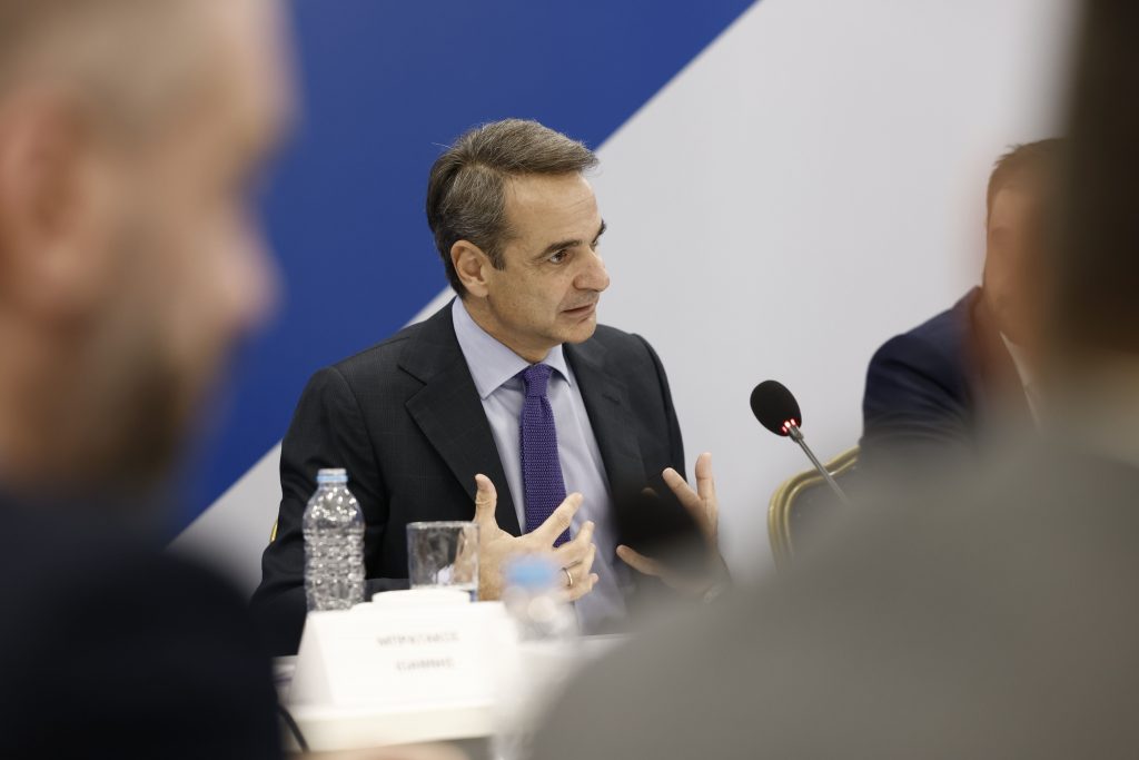 Μητσοτάκης σε στελέχη της ΝΔ: Είμαστε στην τελική ευθεία, οι πρώτες ...