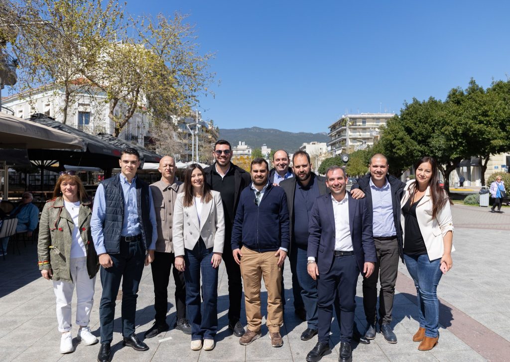 Επίσκεψη της ΟΝΝΕΔ στη Μεσσηνία - ΕΦΗΜΕΡΙΔΑ ΘΑΡΡΟΣ