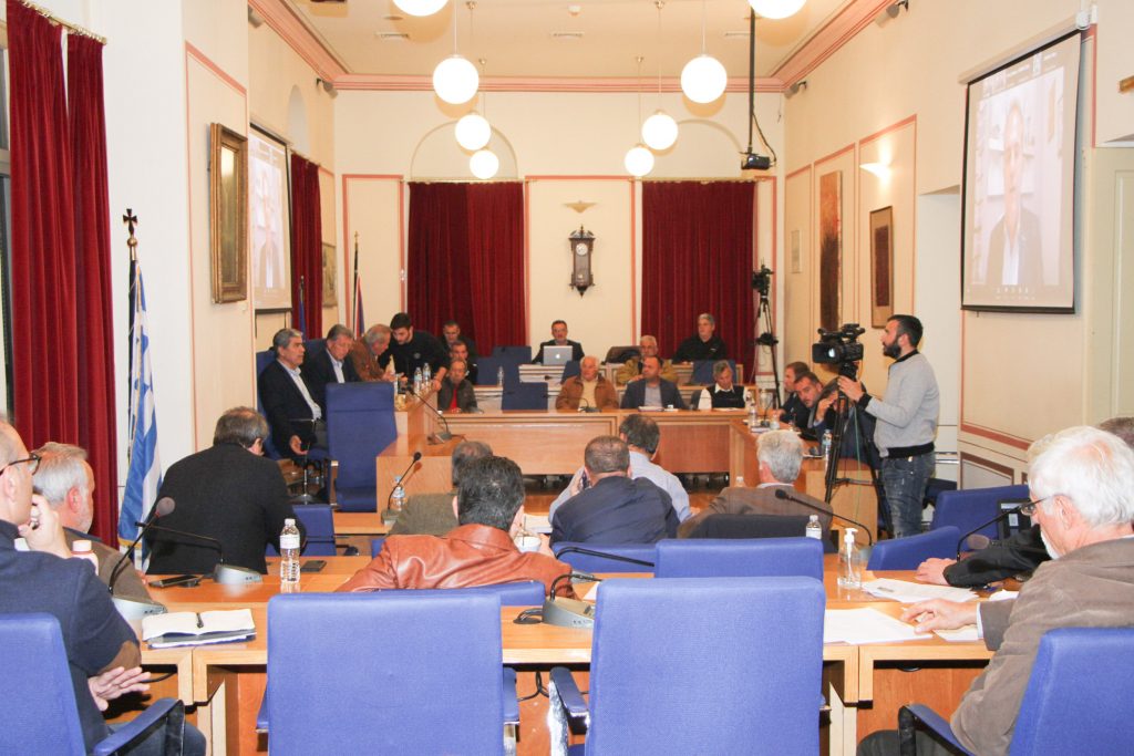 Δημοτικό Συμβούλιο Καλαμάτας: Ένα μεγάλο "όχι" στην ιδιωτικοποίηση του ...