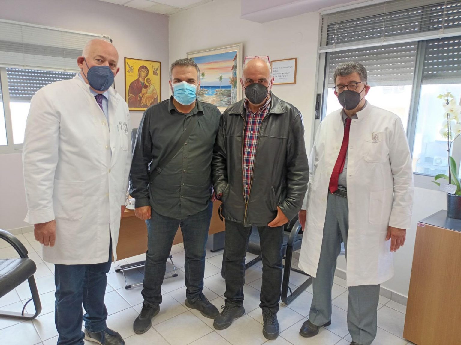 Περιοδεία Νίκου Κουτουμάνου με το ΚΚΕ στο Κ.Υ. Καλαμάτας - ΕΦΗΜΕΡΙΔΑ ΘΑΡΡΟΣ