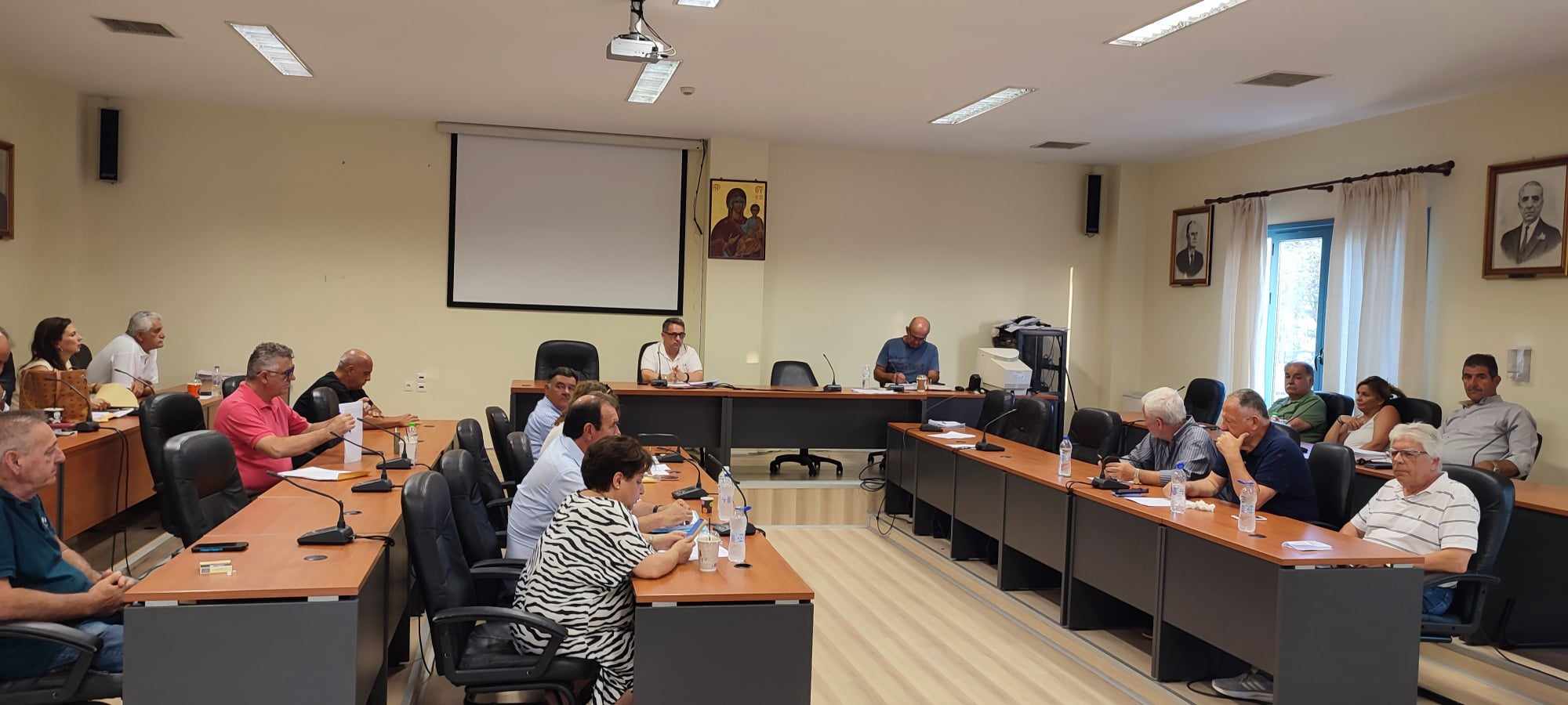 Δ.Σ. Τριφυλίας: Ψηφίστηκε η εναλλακτική 15 συμβούλων σε τροποποίηση ...