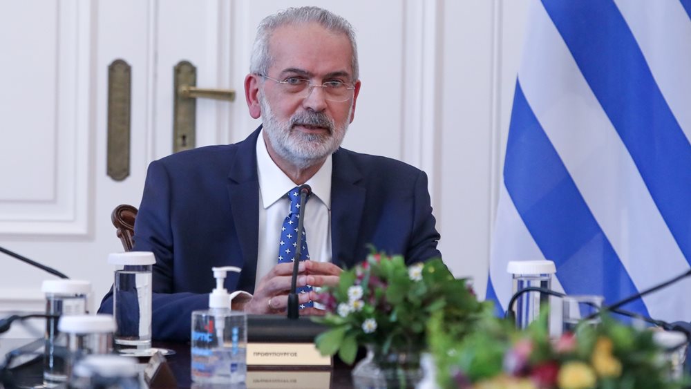 Αποχωρεί απο το Ελεγκτικό Συνέδριο ο Ιωάννης Σαρμάς - Τα φαβορί για ...