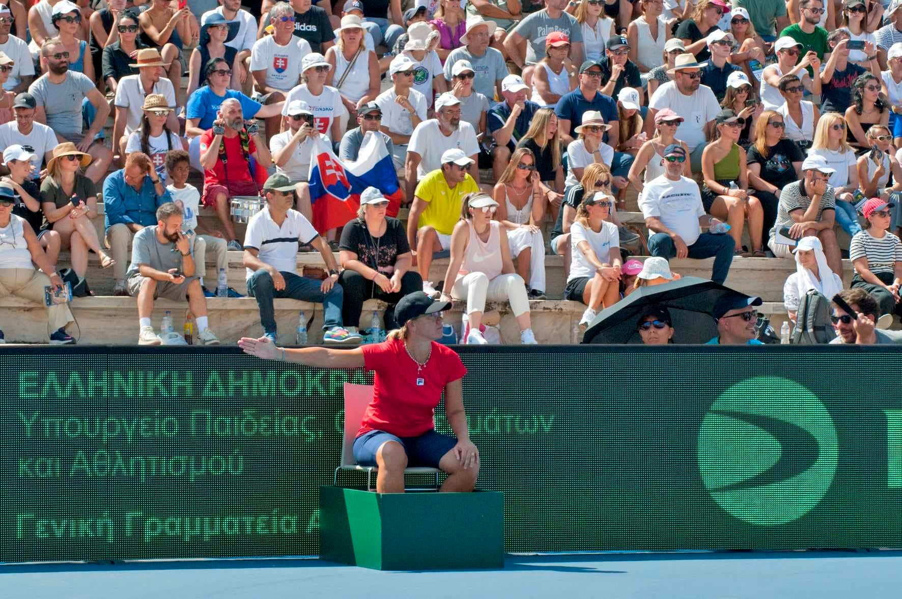 Κριτές σε αγώνες του David Cup και στο Καλλιμάρμαρο η Ελίνα και ο ...