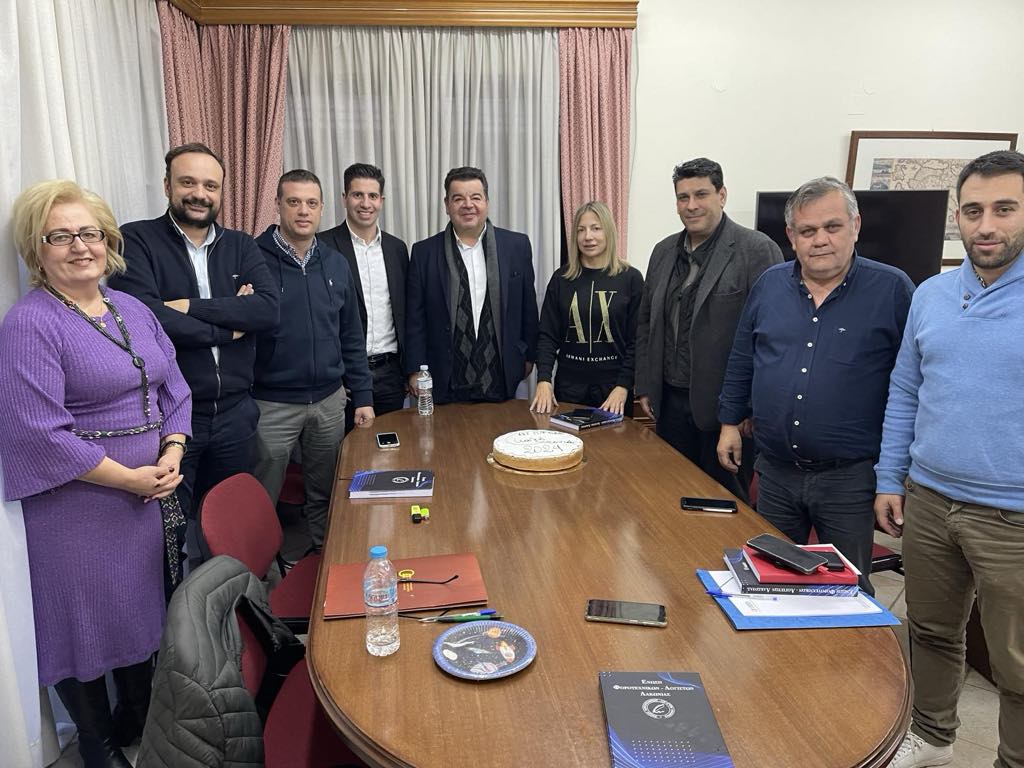 Οικονομικό Επιμελητήριο Ελλάδος: Άρωμα Μεσσηνίας στο νέο Δ.Σ. του 11ου ...