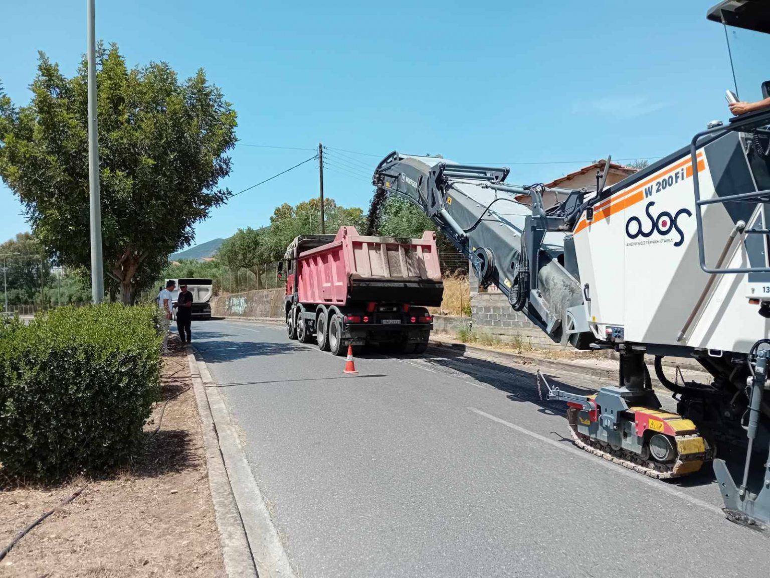 Καλαμάτα: Εργασίες ασφαλτόστρωσης στην οδό Παπαφλέσσα - ΕΦΗΜΕΡΙΔΑ ΘΑΡΡΟΣ