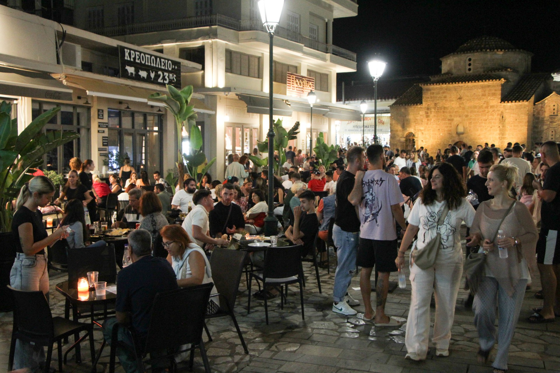 Με θετικό πρόσημο για την εστίαση η 10η Λευκή Νύχτα Καλαμάτας ...
