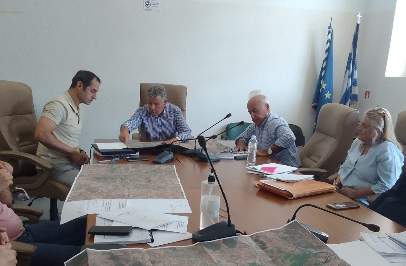 Σύσκεψη στην Π.Ε. Μεσσηνίας για τη μελέτη αναβάθμισης του κλειστού ...