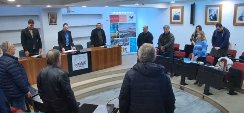 Δημοτικό Συμβούλιο Μεσσήνης: Σε βαρύ κλίμα μετά το θάνατο του Γιώργου ...