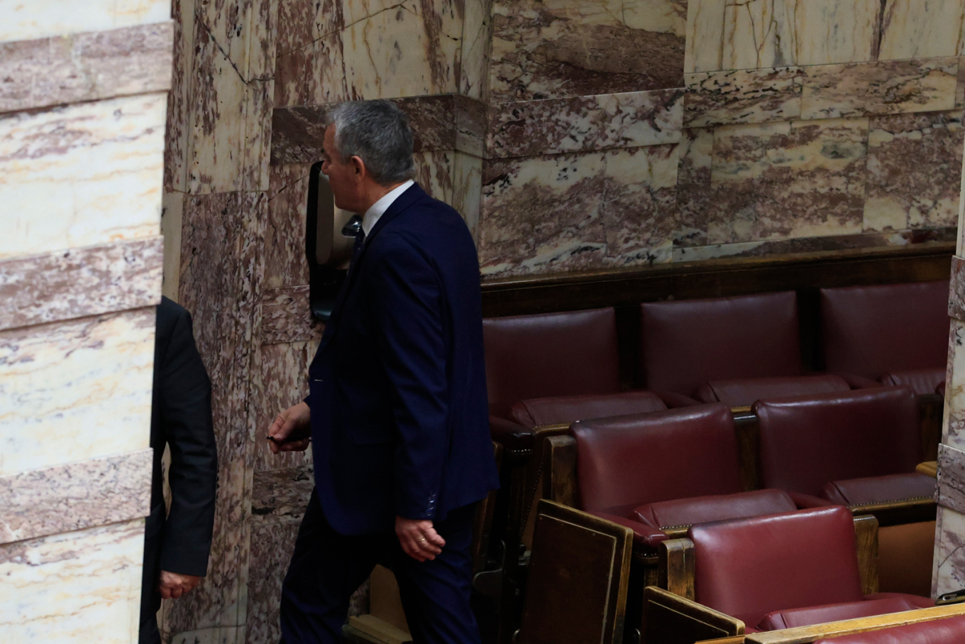 Προς διαγραφή o Δ. Κυριαζίδης μετά το χυδαίο σχόλιό του για την Ζωή ...